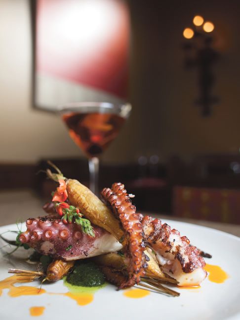 Monterey Bay Restaurants | Victorian Inn Monterey, CA