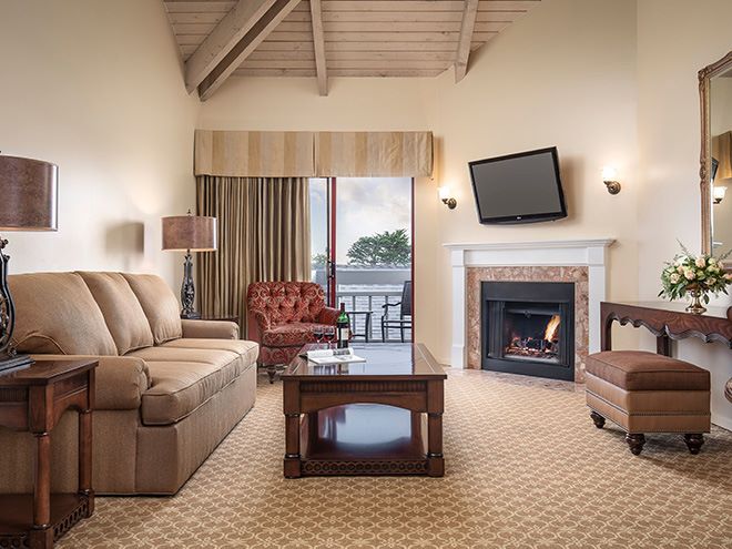 Places to Stay in Monterey | Victorian Inn Monterey