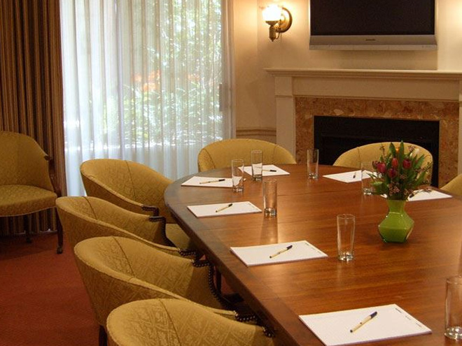 Boutique Hotel in Monterey | Victorian Inn Monterey, CA